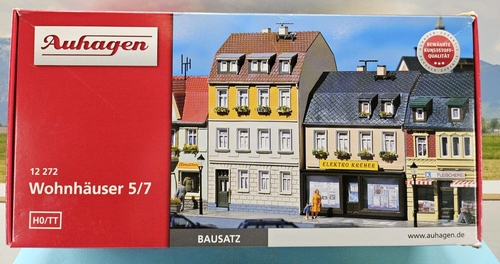 Auhagen HO/TT Scale Model Kit - Two Row Houses with Shops 5/7 #12272 | eBay