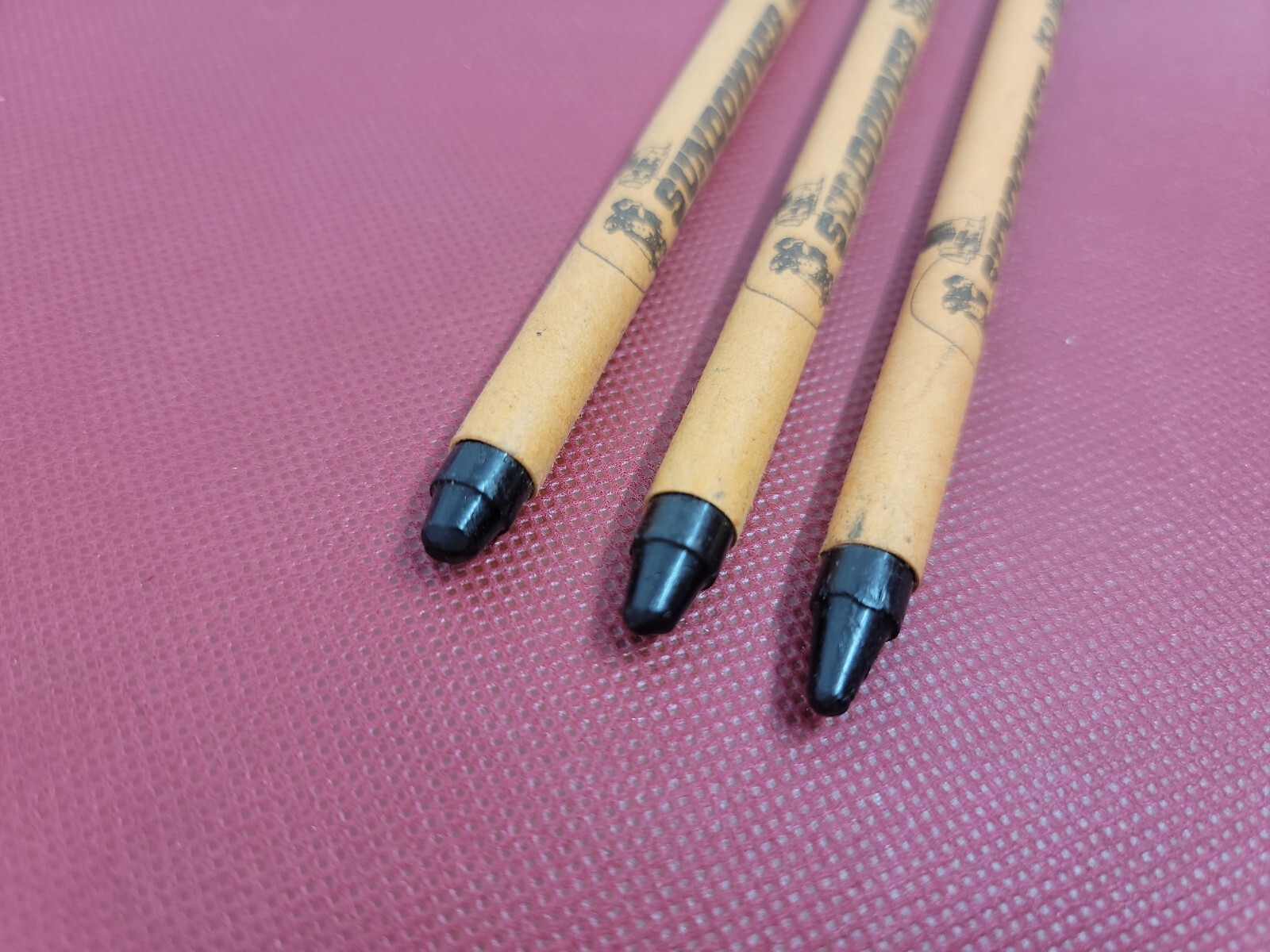 Vintage Sundowner Hotel Casino Keno Bingo Black Crayons Markers Reno ...