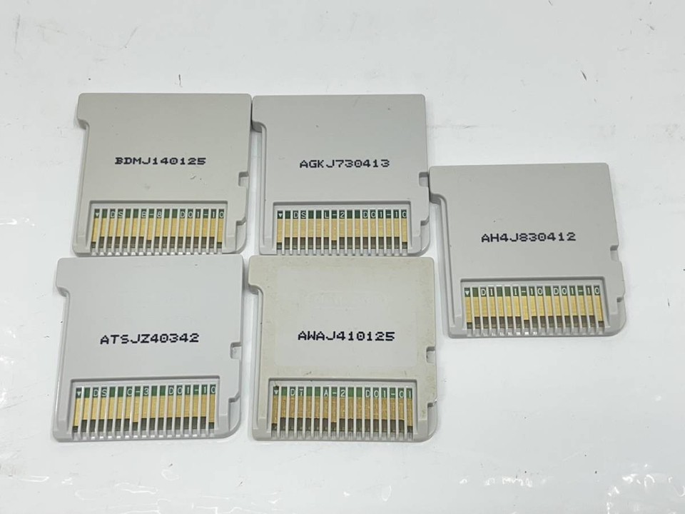 H49063 3Ds Game Software Monster Hunter 4 Ace Attorney 5 Mario Party ...