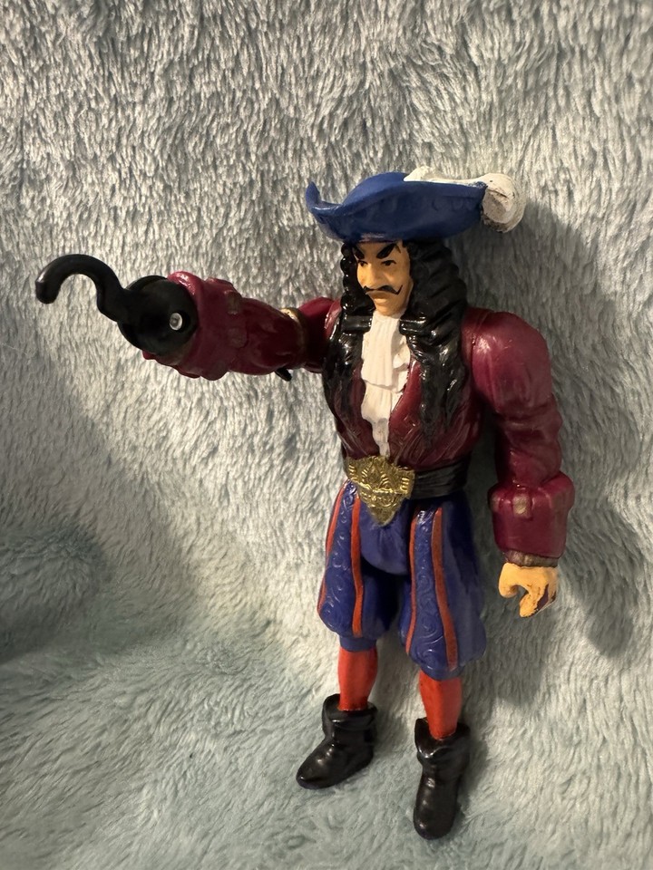 VTG Capt Hook From The 1991 Movie Hook. | eBay
