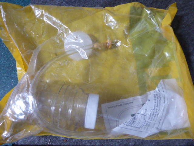 NOS 1698373 OEM CAT Fluid Sampling Kits 169-8373 Caterpillar for sale ...