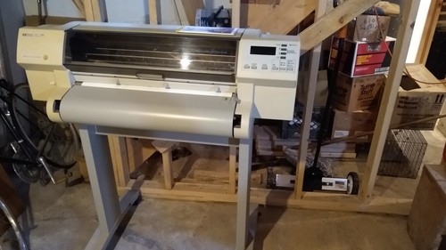 HP Designjet 750c Plotter with Ink Cartridges and Paper Catch. Plots 36 ...