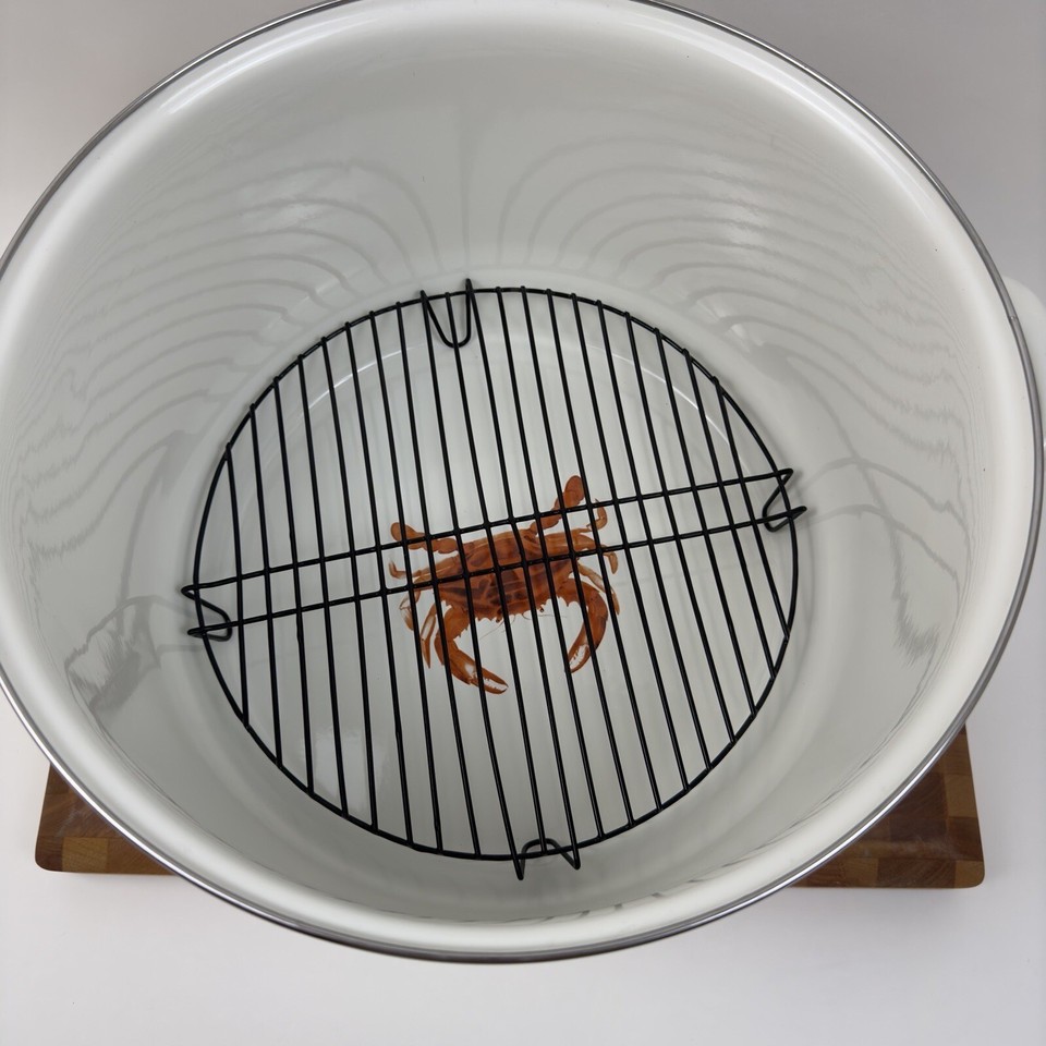 Pottery Barn Golden Rabbit Blue Crab Enamel Stock Pot White Blue ...