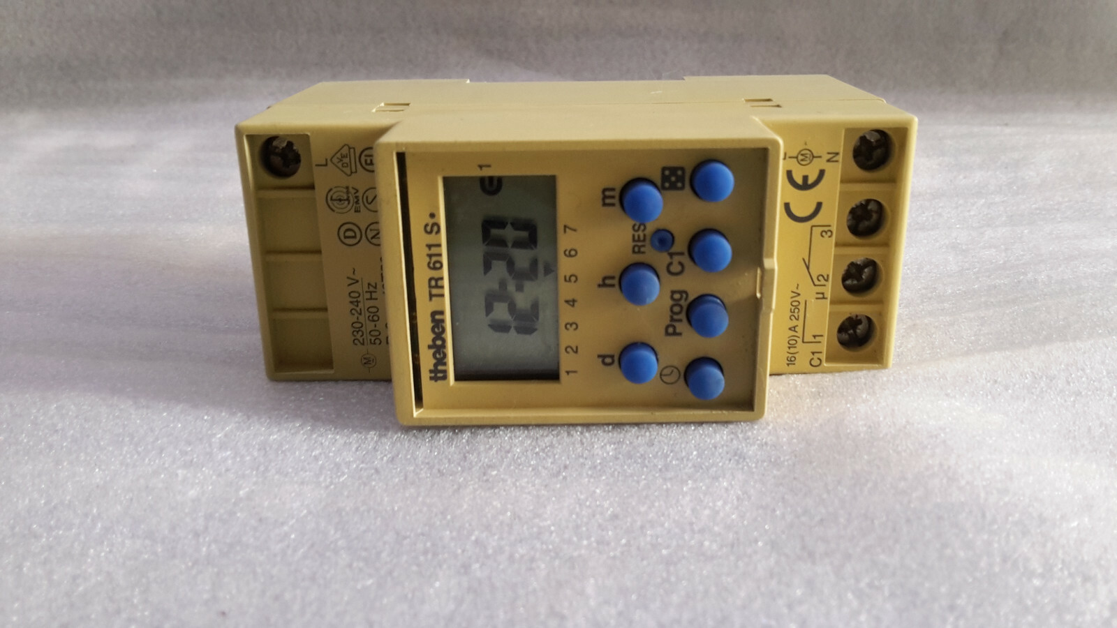 Theben TR 611 S Programmable Timer 230-240V 50-60Hz 16(10)A | eBay