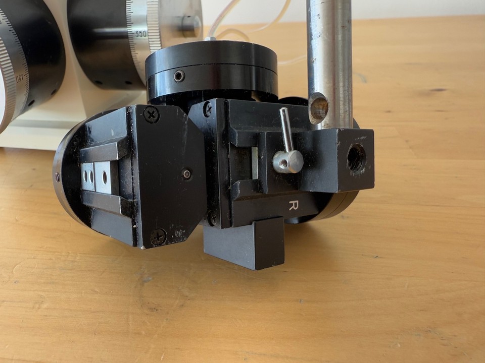 Narishige MO-303 Oil Hydraulic Fine Micromanipulator Three-Axis Stage ...