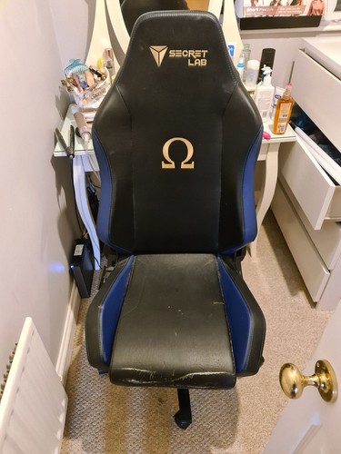 Secret Labs Omega Gaming Chair | eBay