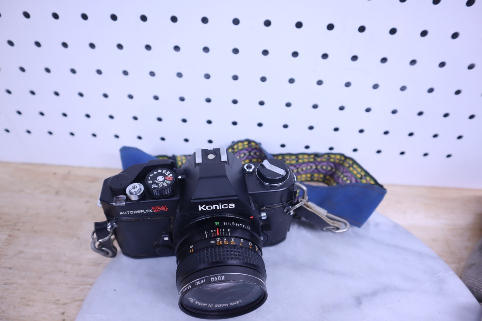 KONICA AutoReflex T4 35mm SLR Camera / KONICA HEXANON AR 50mm f/1.7 ...