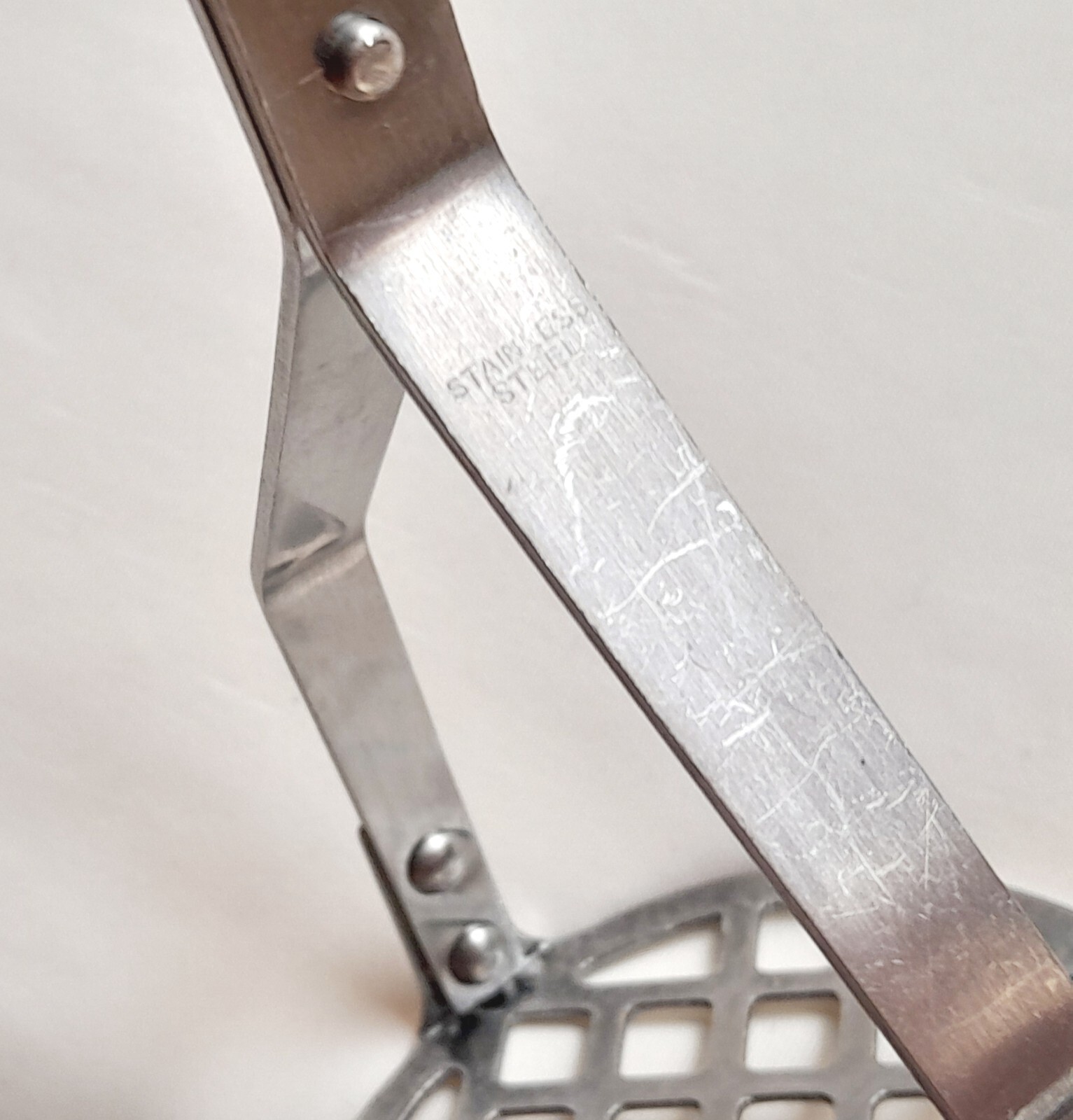 6 kitchen utensils 1970s embossed scrolls slice masher palette ladle ...