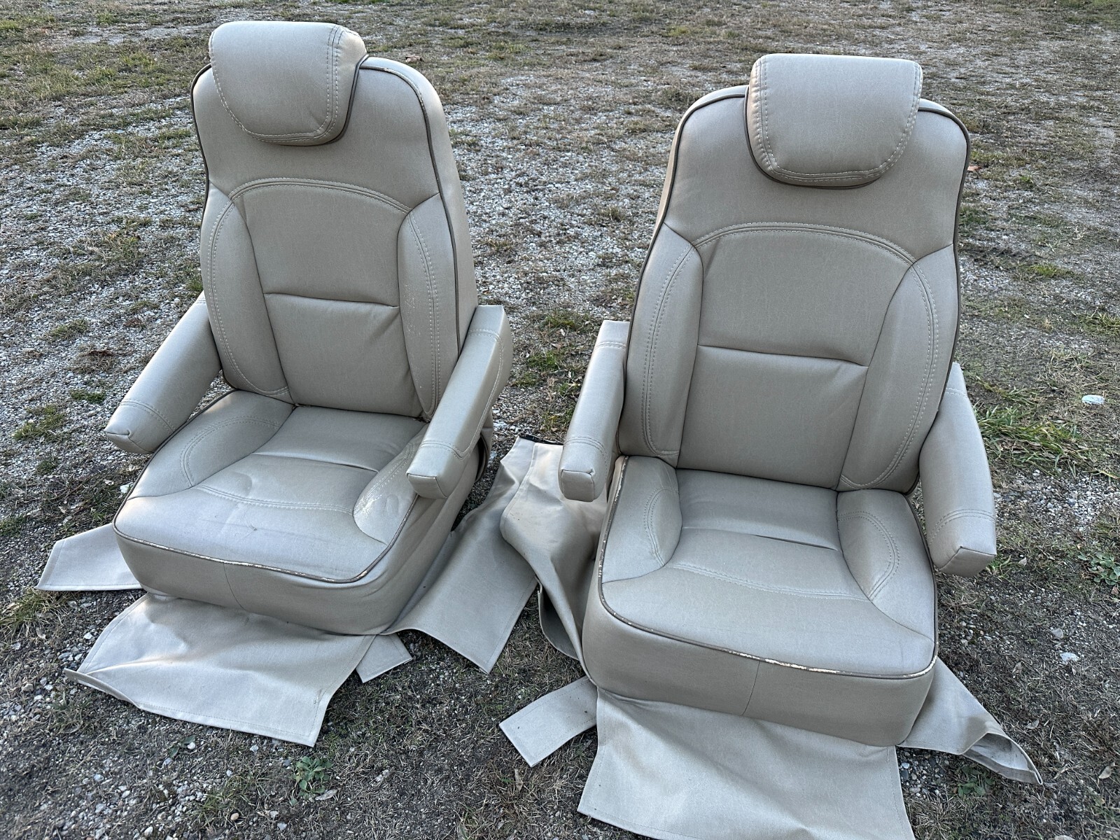 Mastercraft TAUPE manual RV Captain Chairs motorhome PAIR seats | eBay