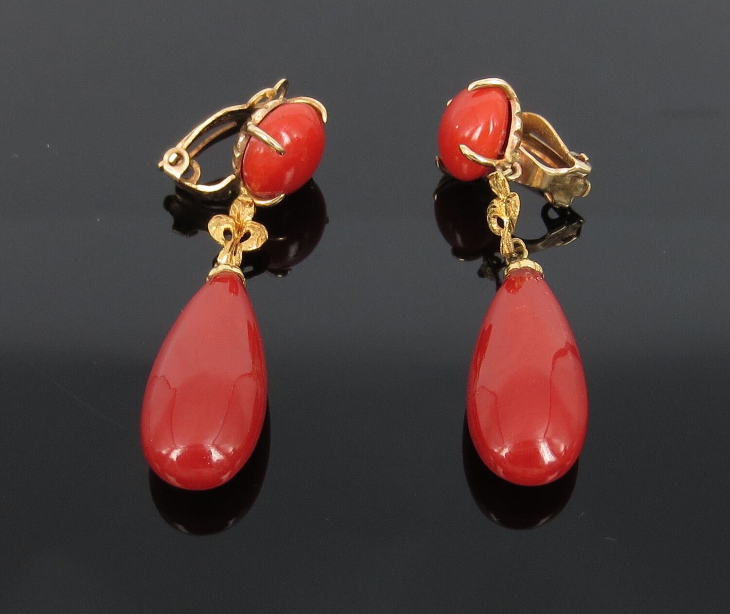 1950’s Retro Natural Untreated Ox Blood Red Coral 14K… - Gem