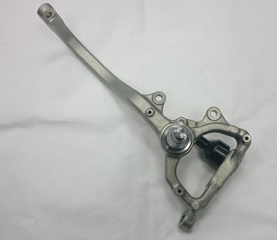 Genuine Mercedes-Benz W211 E-Class Front Wheel Hub Carrier Stub Axle ...