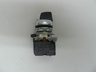 Allen Bradley 2 position selector switch with two 800F-X01 series A ...