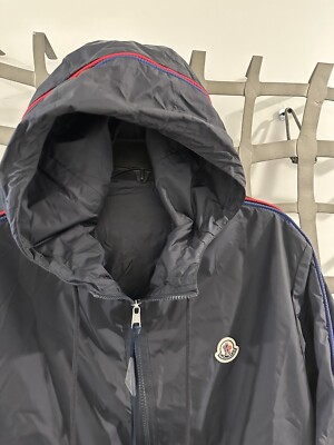 NEW Authentic Moncler Hattab Logo-Appliquéd Shell Hooded NEW Authentic Moncler Hattab Logo-Appliquéd Shell Hooded