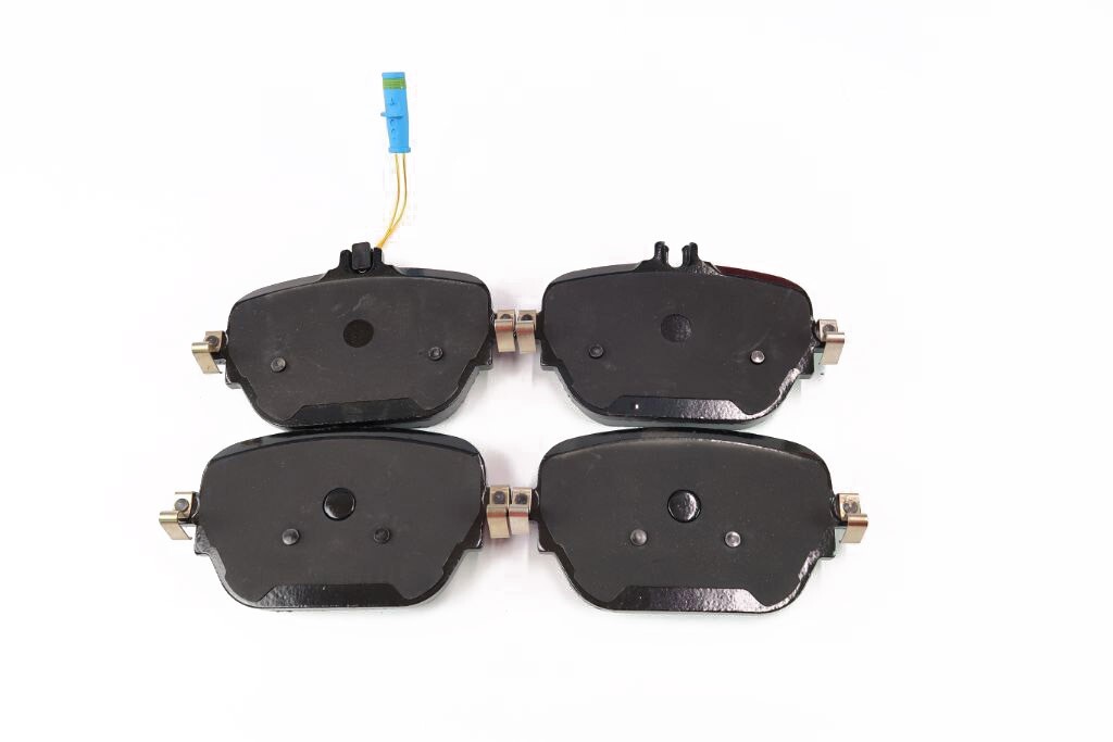 Mercedes Gt43 Gt53 E43 E63 Gle63 Glc63 E400 Rear brake pads A0004209900 ...