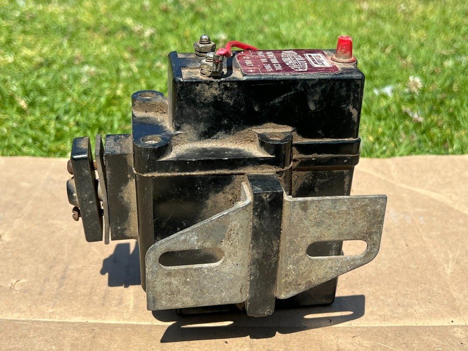 Mallory 12V Ignition Coil Transformer #28675 Voltmaster Mark II OLD ...
