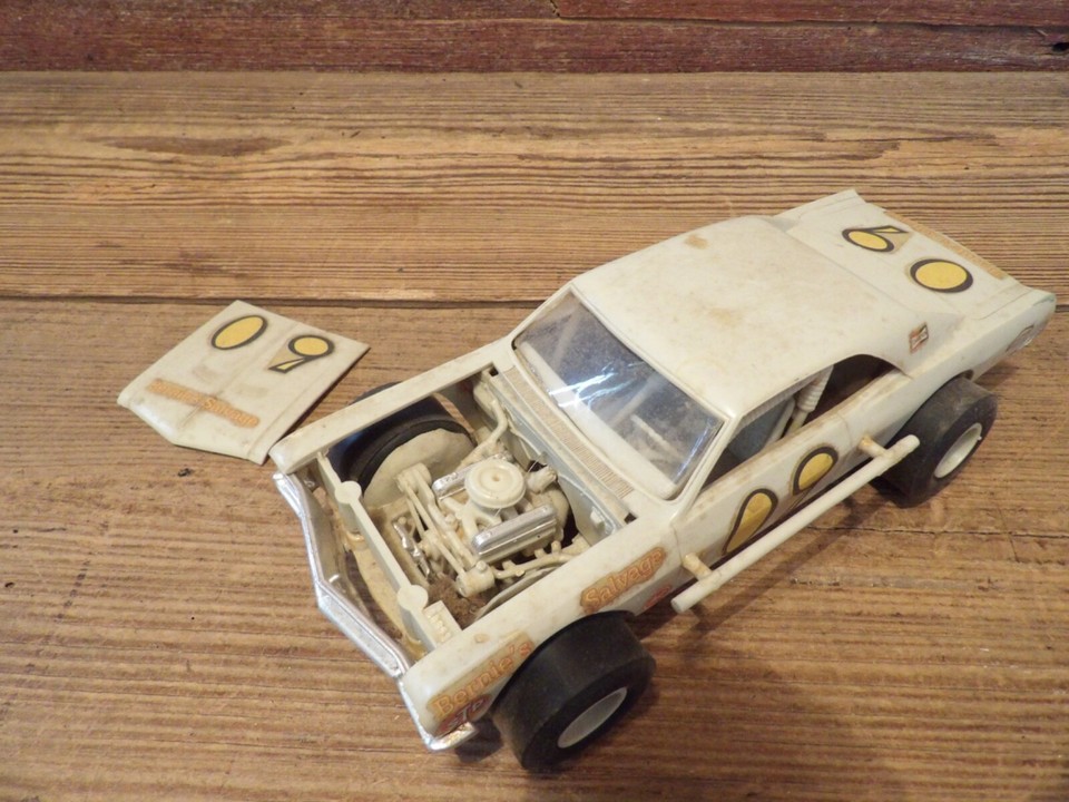 Vintage Buick Skylark Stocker Car BERNIE'S SALVAGE Model Kit - Junkyard ...