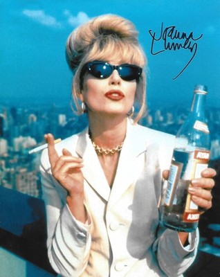 FAB 10 x 8 HAND SIGNED colour photo - JOANNA LUMLEY (COA) in "Patsy ...