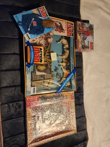 Action Man 40th Anniversary Nostalgic Lot: Sled Dog, Sleeping Bag, Dog ...