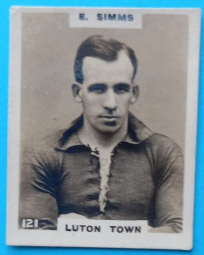 ERNIE SIMMS LUTON TOWN AND ENGLAND PINNACE CARD No 121 PHOTO BACK ...