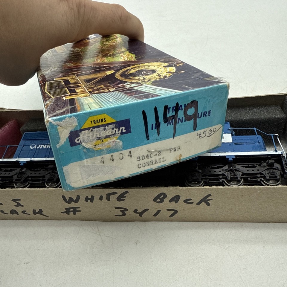 Athearn Ho SD40-2 locomotive kit, Conrail #3439 Blue Locomotive Engine ...