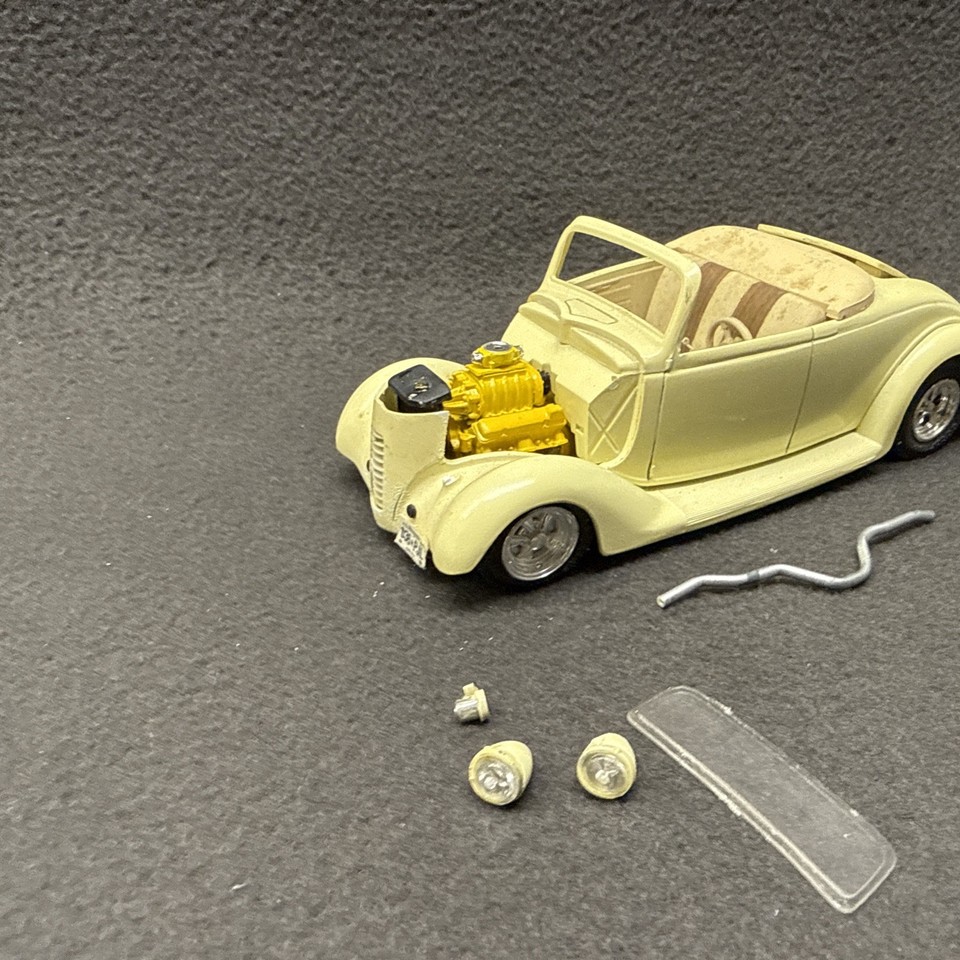 AMT '37 Chevy Cabriolet Custom Convertible Hot Rod Built 1/25 Model ...