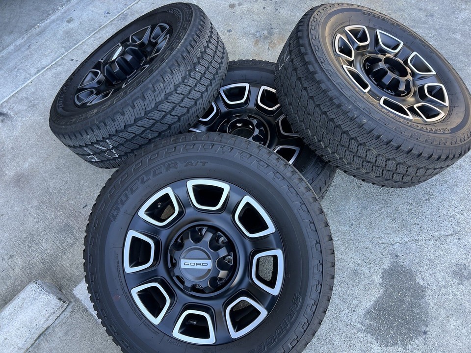 20" Ford F350 Super Duty Platinum OEM Wheels & Tires F250 2023 2024 F ...