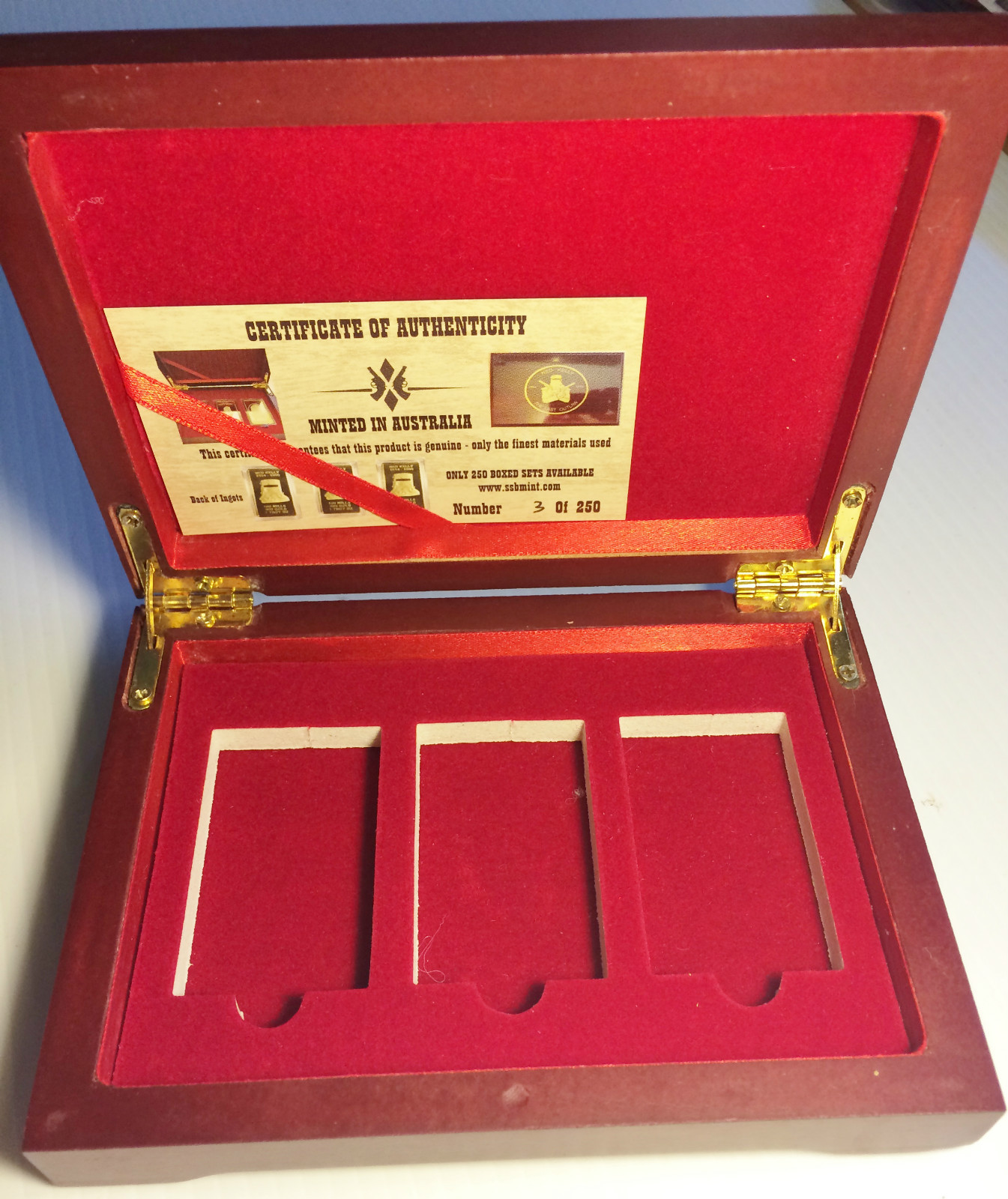 "NED KELLY" Set Of 3 x 1oz Ingots With Display Box Finished in 999 24k ...