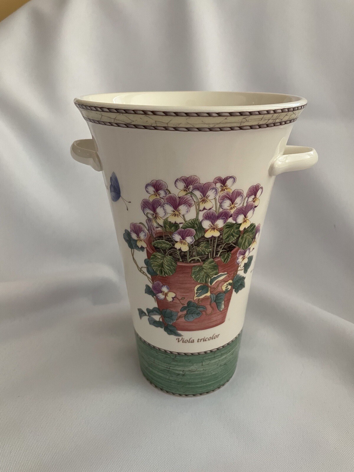 Wedgwood Sarah’s Garden Queensware 1997 Made In England Vase | eBay