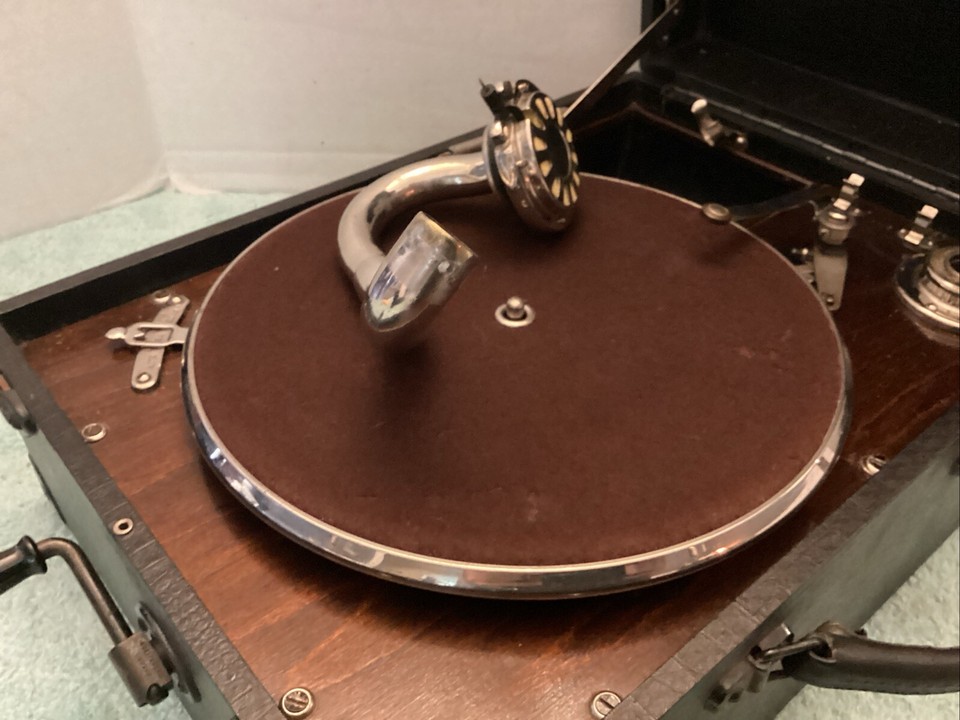 Vintage Garrard Portable Crank 78rpm Phonograph/Gramophone For Parts Or ...