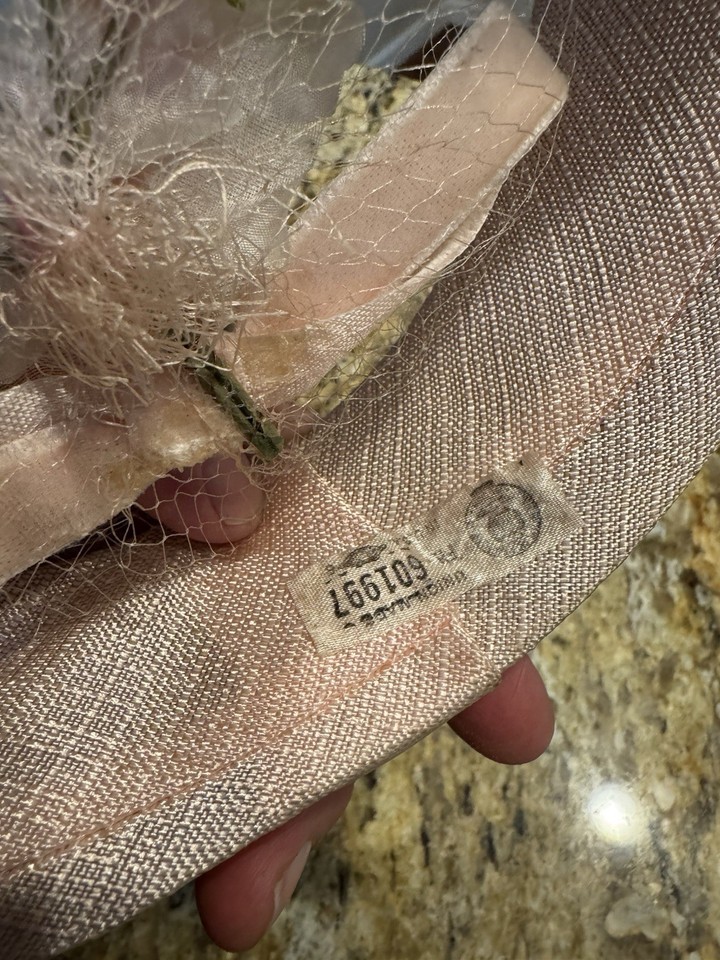 Vintage Light Pink Velvet Ladies Pill Box Hat with Silk Millinery ...