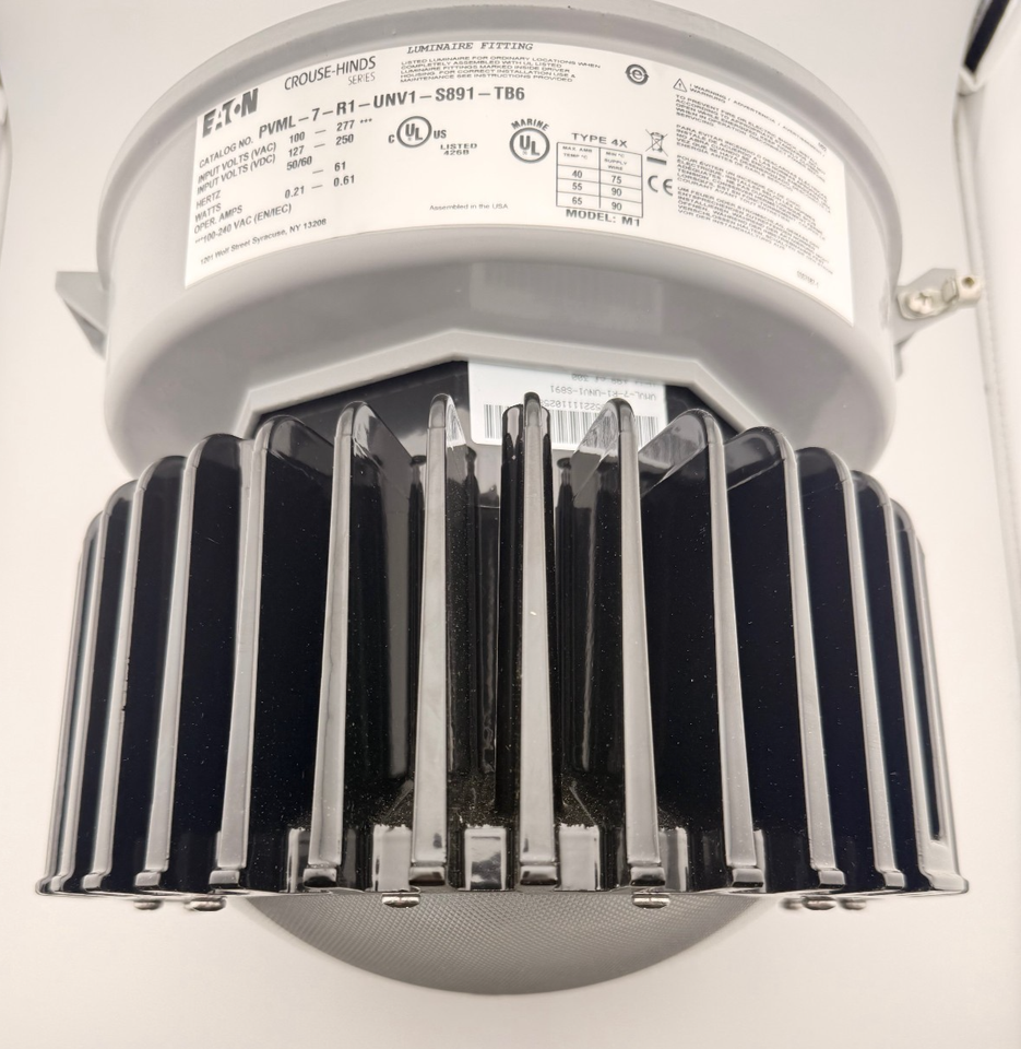 Eaton PVML-7-R1-UNV1-S891-TB6 Champ Nema 4x LED Lighting Fixture ...