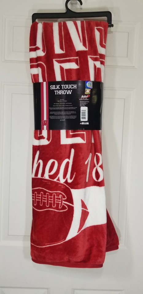 University of Wisconsin Badgers 55 x 70 Silk Touch Throw Blanket - NEW ...