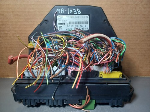 10-14 Mercedes W204 W212 Front SAM Control Module Fuse Relay Box A212 ...