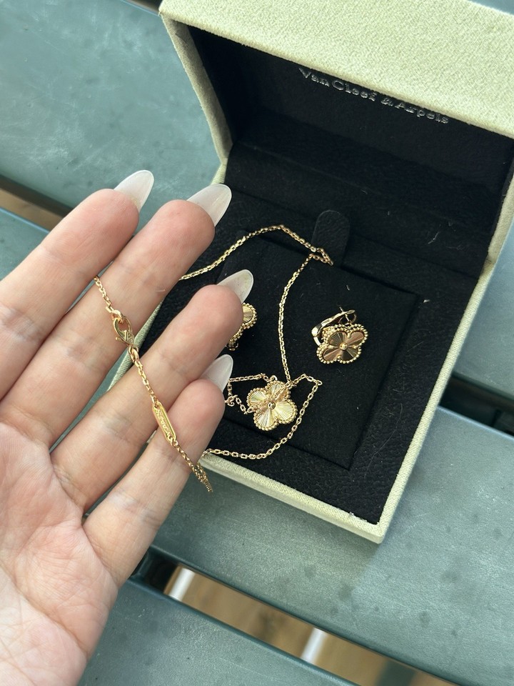 Van Cleef and Arpels Rose Gold with Black Onyx Necklace EARRINGS AND ...