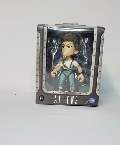 Loyal Subjects ALIENS Action Vinyl Figure XENOMORPH ELLEN RIPLEY 2/12 ...