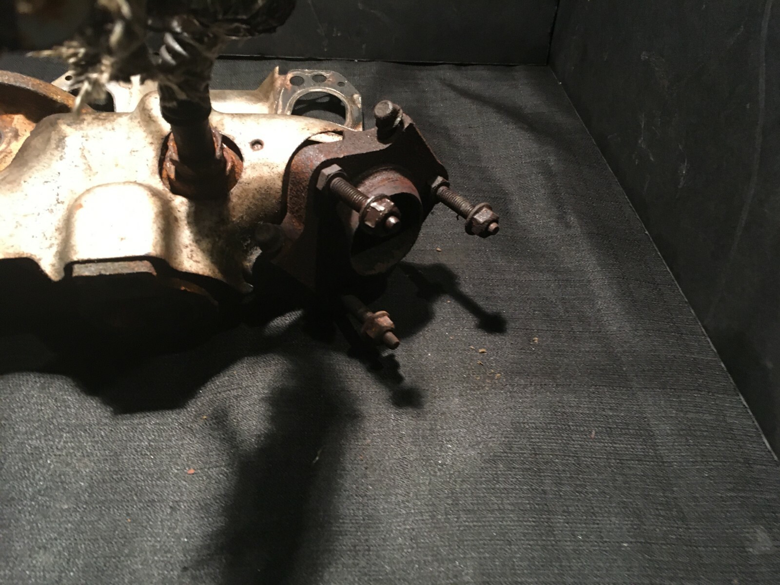 2004-2005 Chevy Impala 3.4L LA1 3400 Rear exhaust manifold. SHIELDS NOT ...