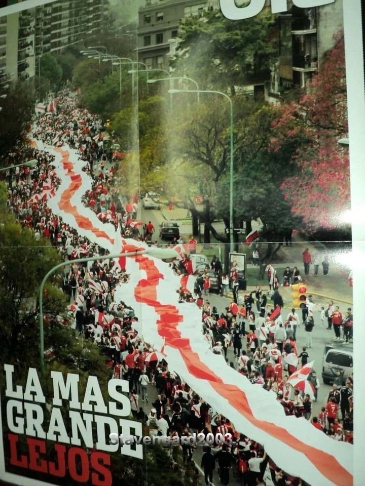 RIVER PLATE - THE LONGEST FLAG IN THE WORLD - POSTER Ole magazine ...