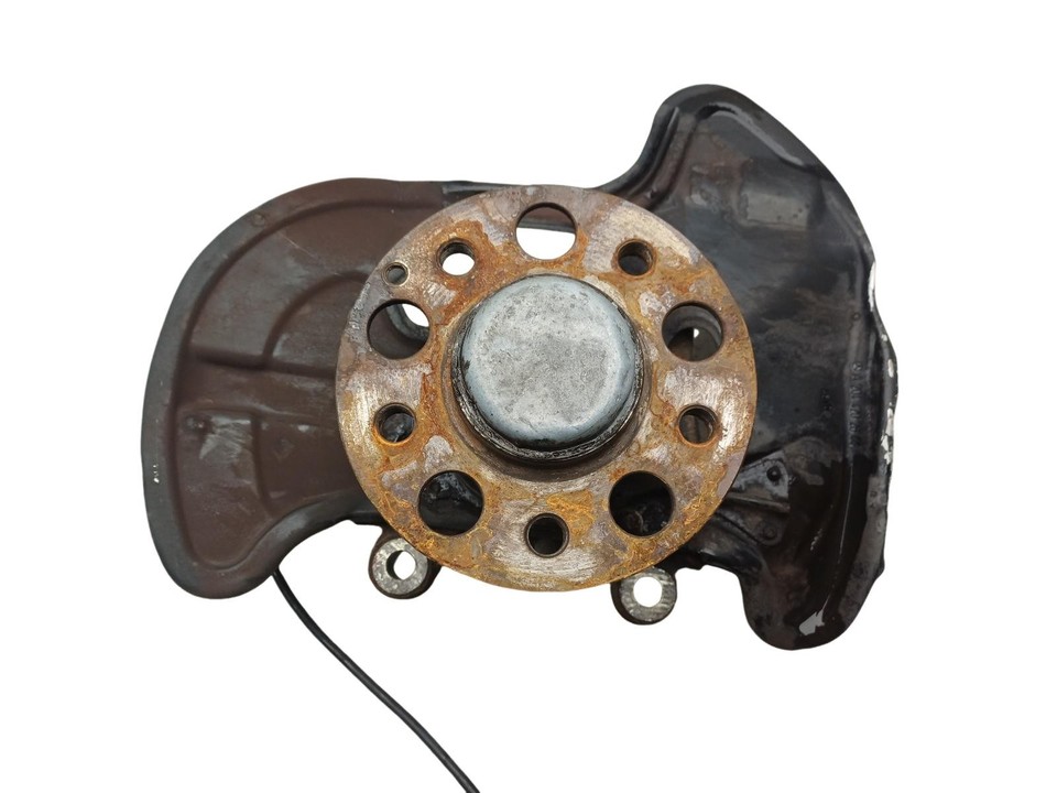 MERCEDES E CLASS Hub Stub Axle Right Front 3.0 Diesel 7 Speed Auto 2011 ...