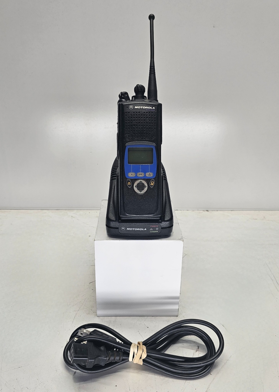 Motorola XTS5000 Model II UHF 450-520 Mhz 1000 Ch P25 Digital | eBay
