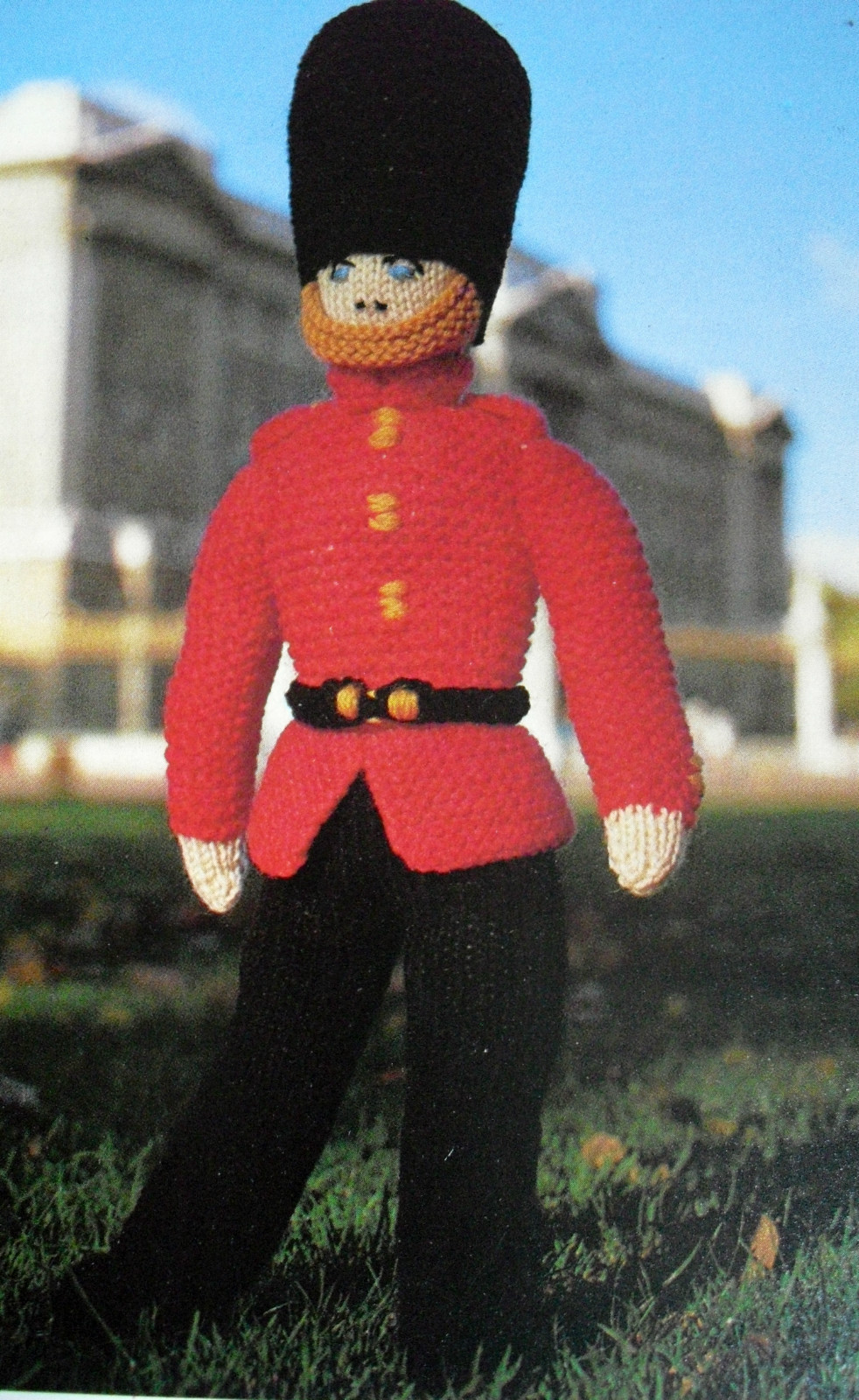 #78 DK 19.25" Soldier Guardsman Coronation Toy Vintage Knitting Pattern ...