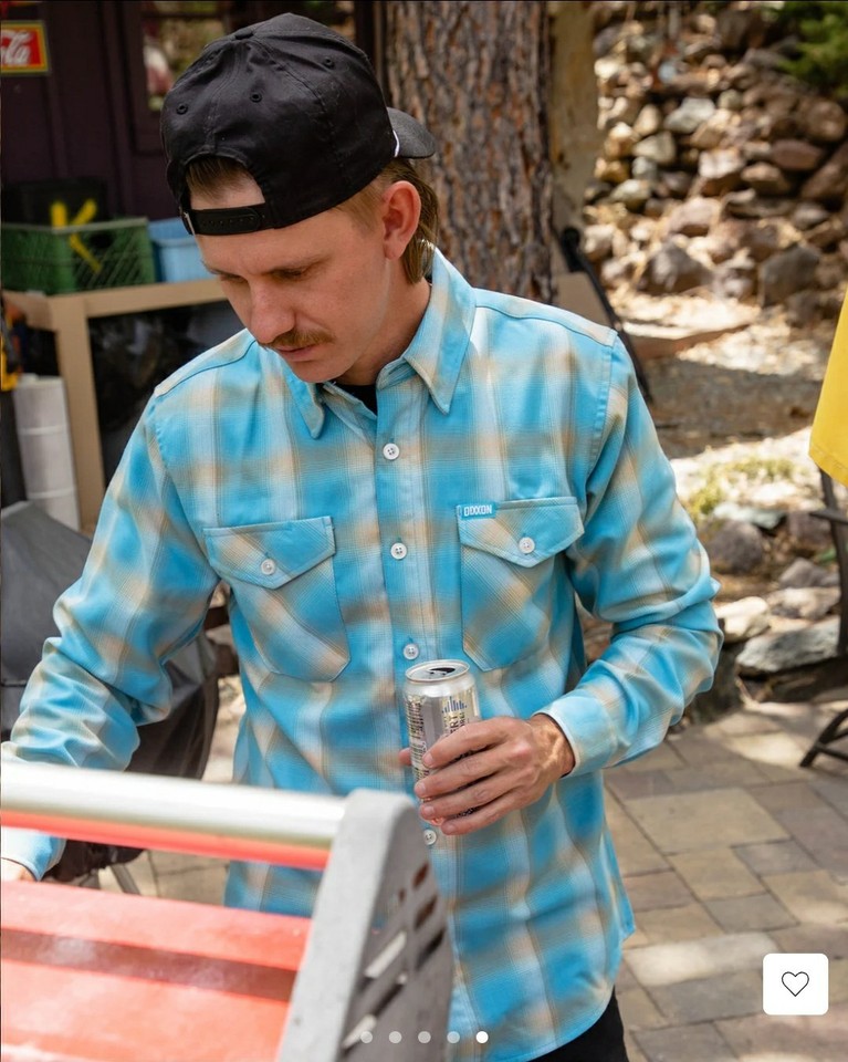 DIXXON FLANNEL MEN’S MEDIUM "A COLD ONE" LONG SLEEVE FLANNEL | eBay