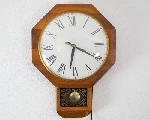 Vintage United Metal Goods Mfg Co Model No. 597 Electric Wall Clock ...