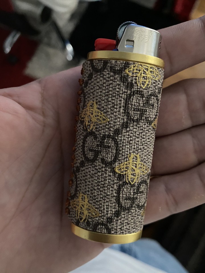 Gucci Bees Lighter Case Gold GG Print With Brown Stitch And GG beigh ...