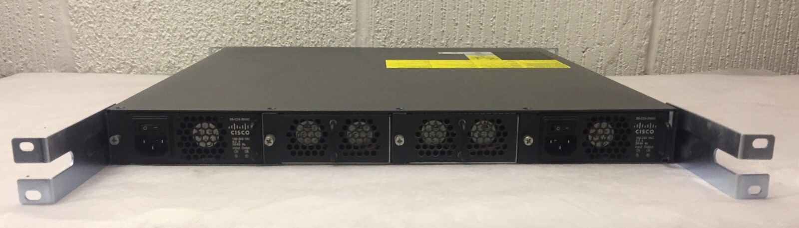 Cisco MDS 9134 MultiLayer Fibre Switch 24 Active Ports 24 x 4Gb SFPs DS ...