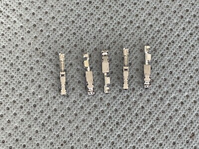 Mercedes-Benz A0085455026 Electrical Wiring Connector ContactSpring Set ...