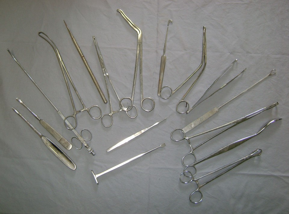 Lot Of 16 Vintage Medical Tools - Chisels Forceps And Other Stuff Lot ...