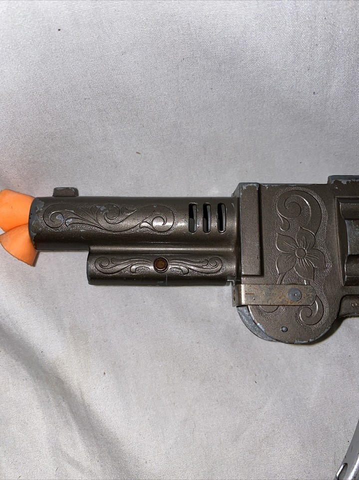 Vintage Cody Colt Paper Buster Toy Gun 1950’s LMCO Langdon Mfg Co ...