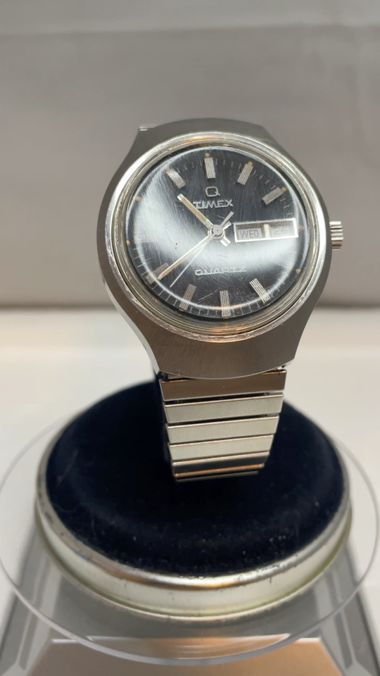 Vintage TIMEX Thick Mens Early Electro-Mechanical Quartz Watch Built ...