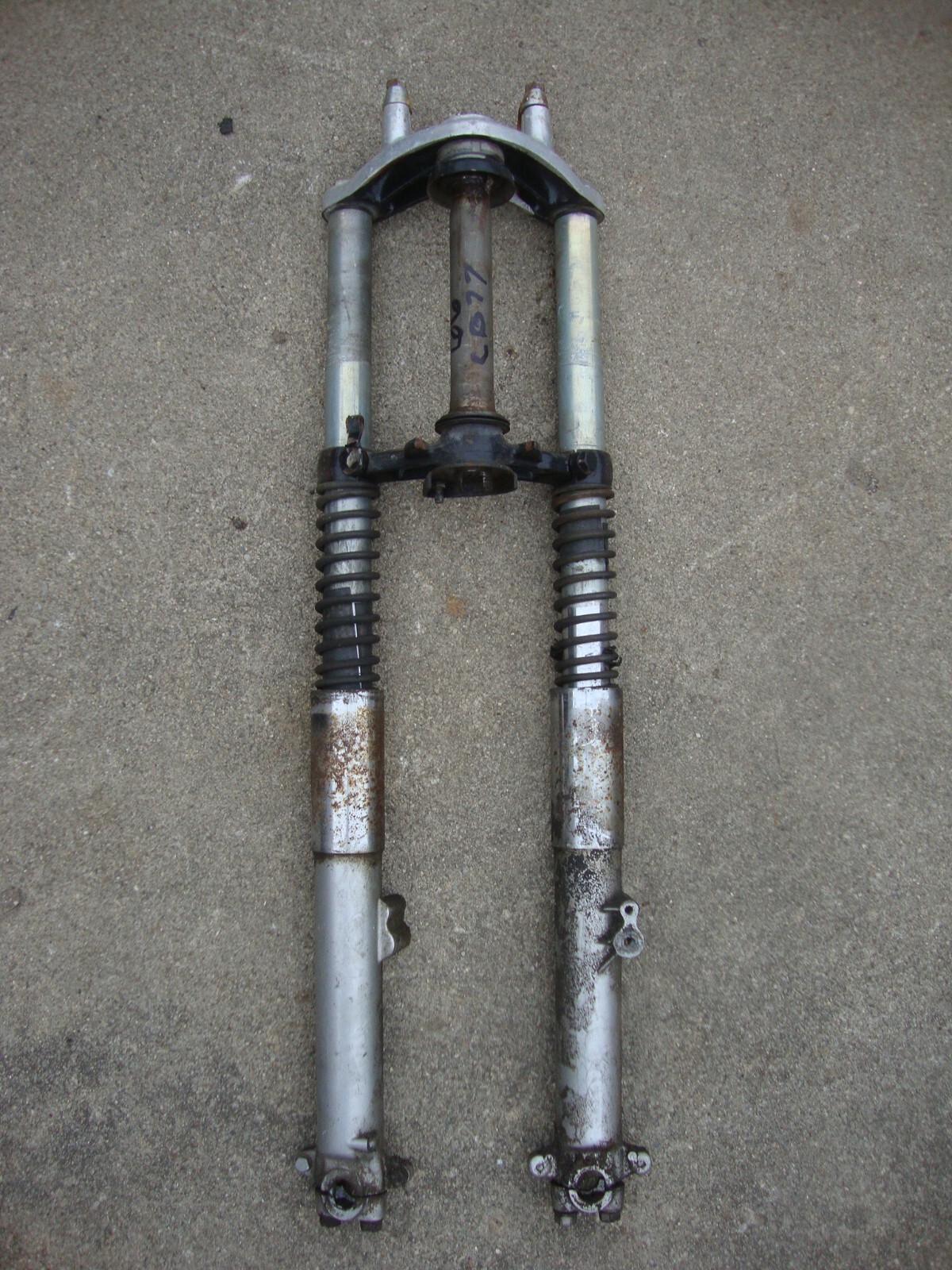 1963-1968 Honda CB77 305 Superhawk Forks w Triple Tree 1966 | OE