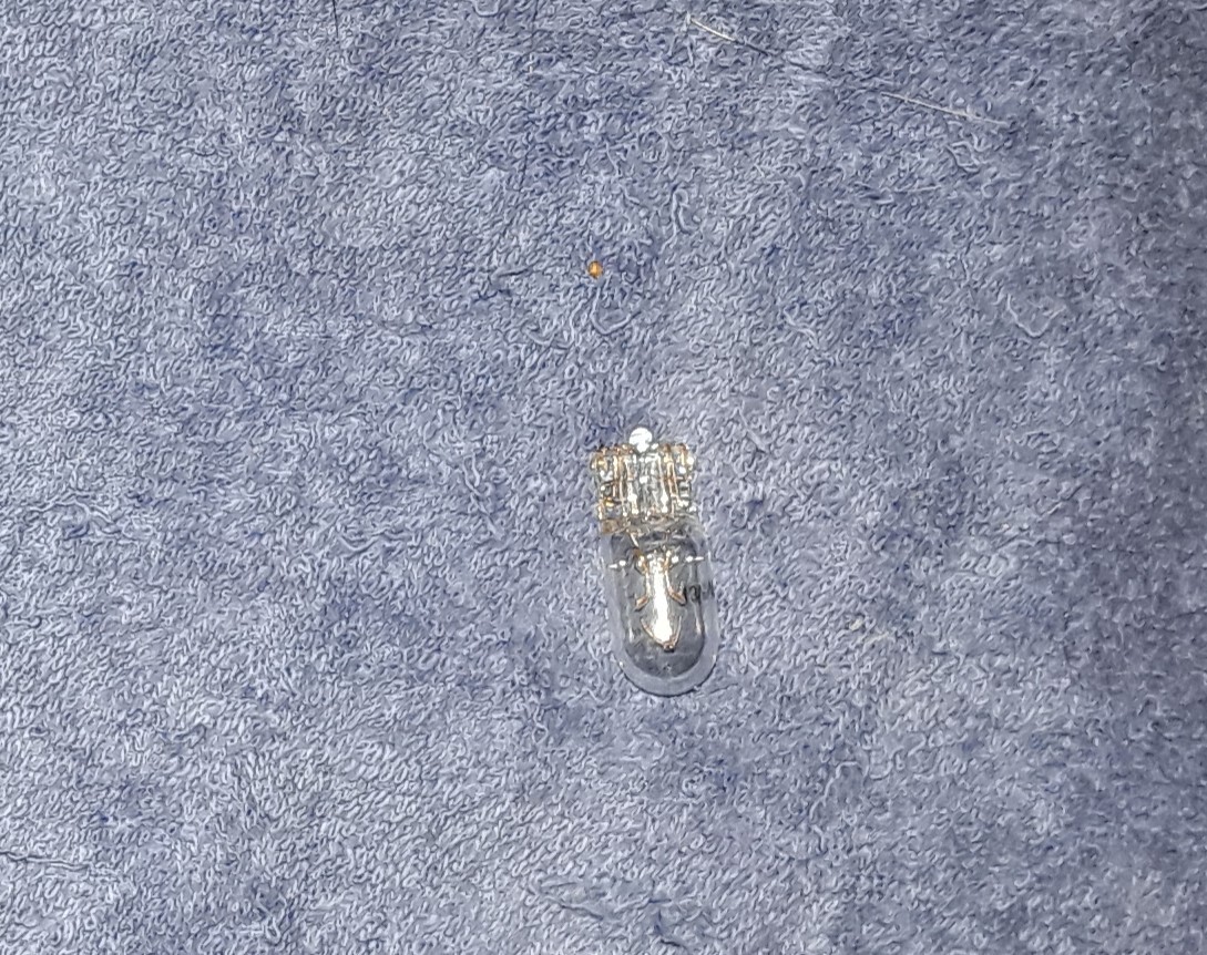 27313107 Hoover Vacuum Cleaner Replacement Light Bulbs for many models ...